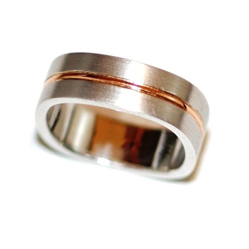 Bogart a stunning men's wedding ring